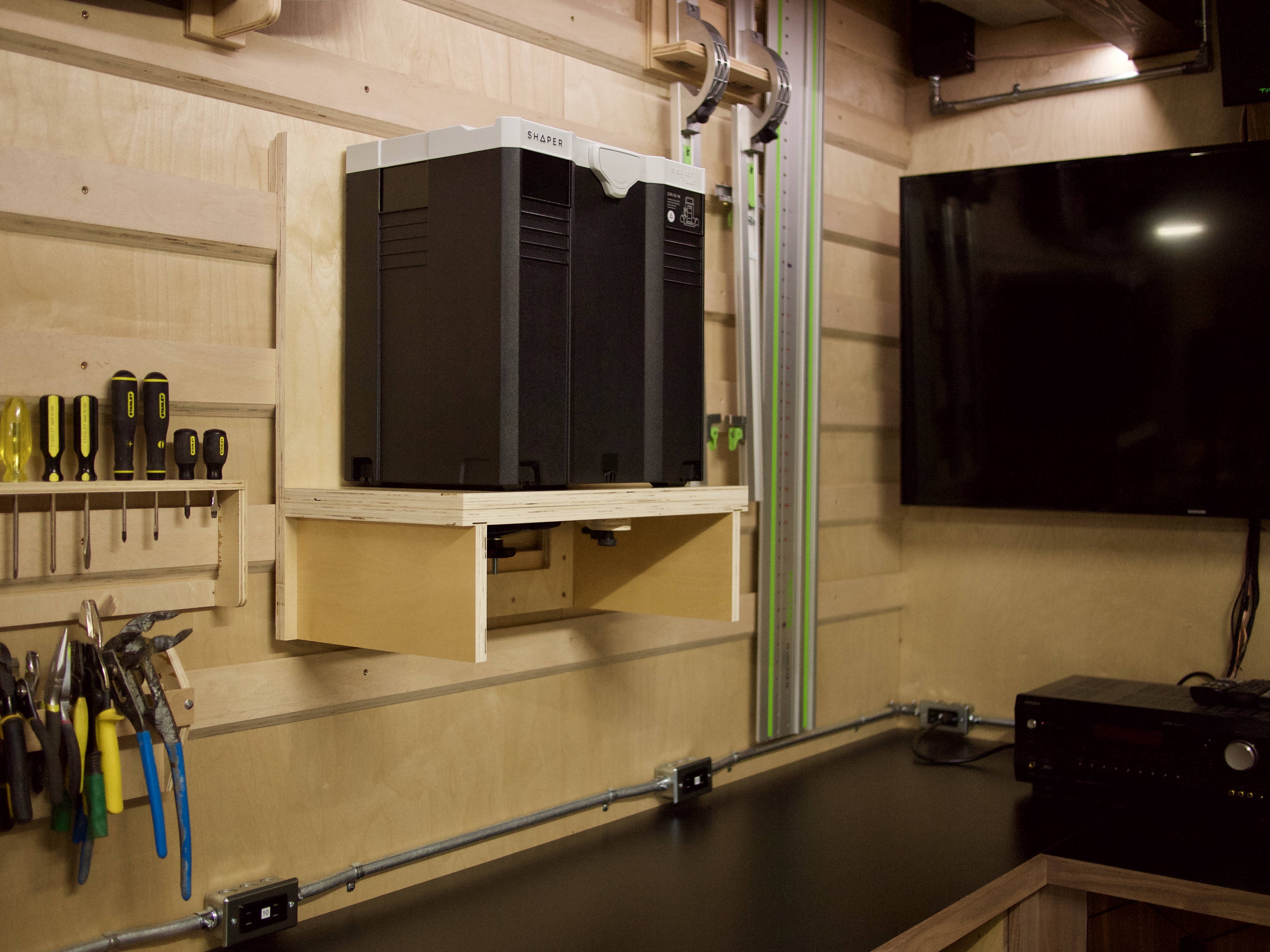 "Ultimate" Vertical Workstation Created by Lee — Enhanced version of ...