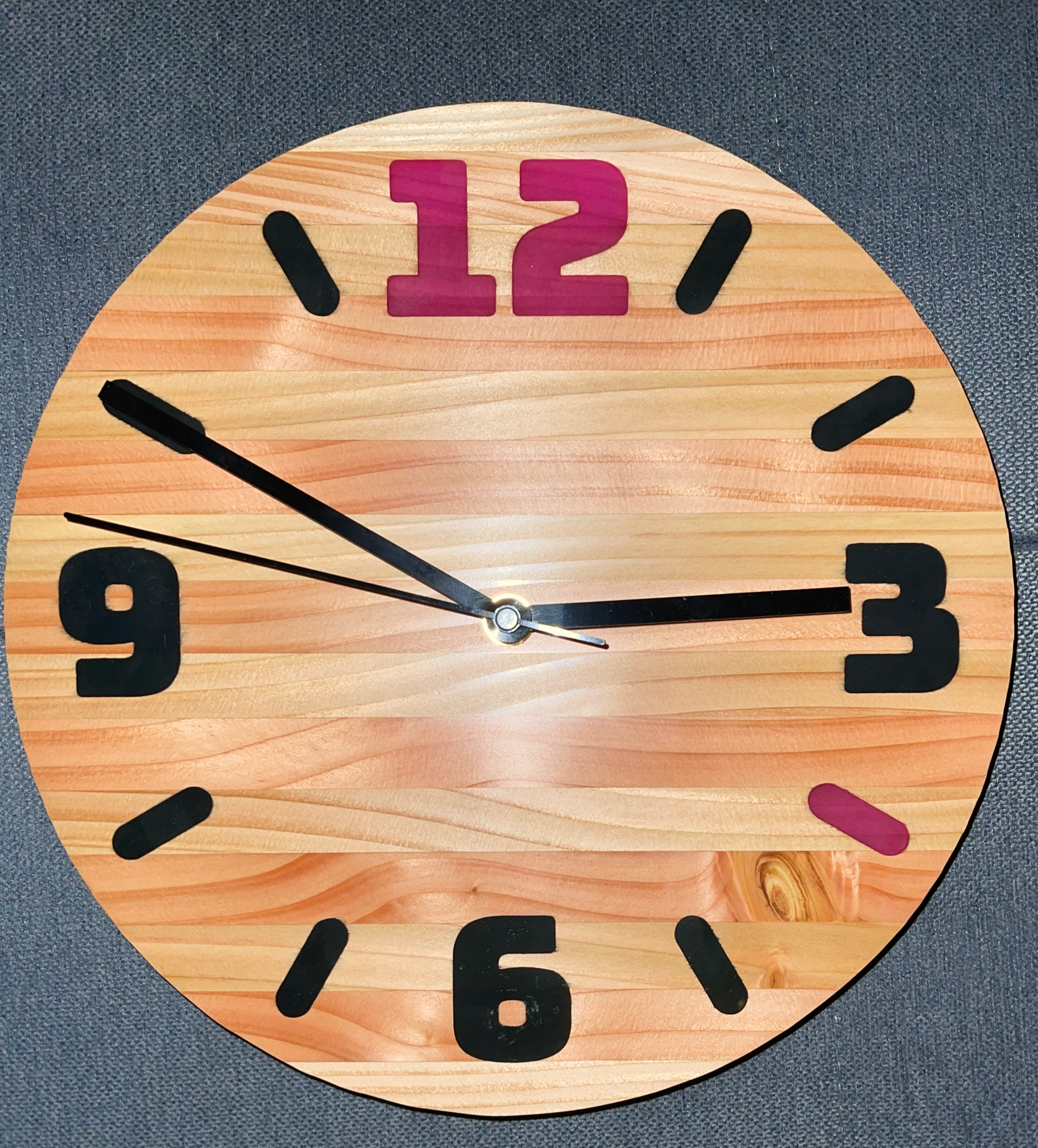 clock 12"3"6"9" epoxy Created by Daniel480 — Uhr mit Taschenfräsungen ...